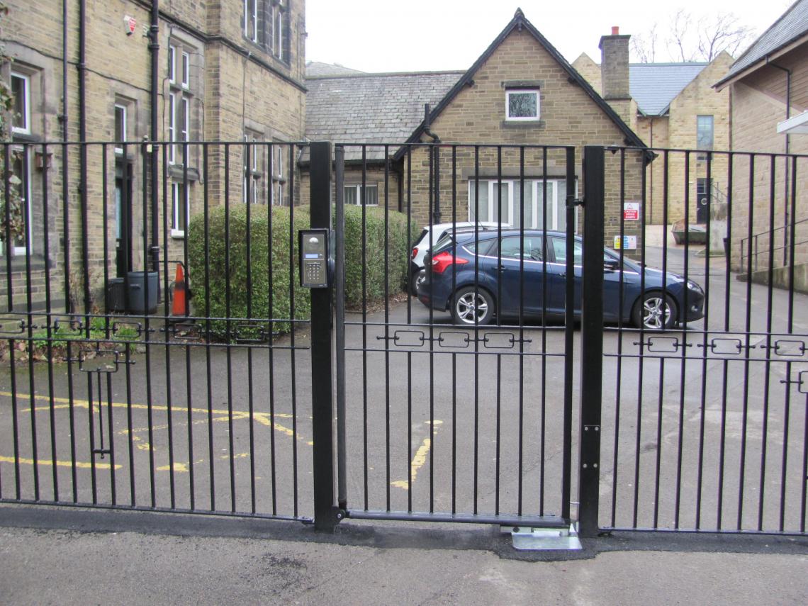 School Entrance Gates | Hartlington Fencing Supplies | Yorkshire ...